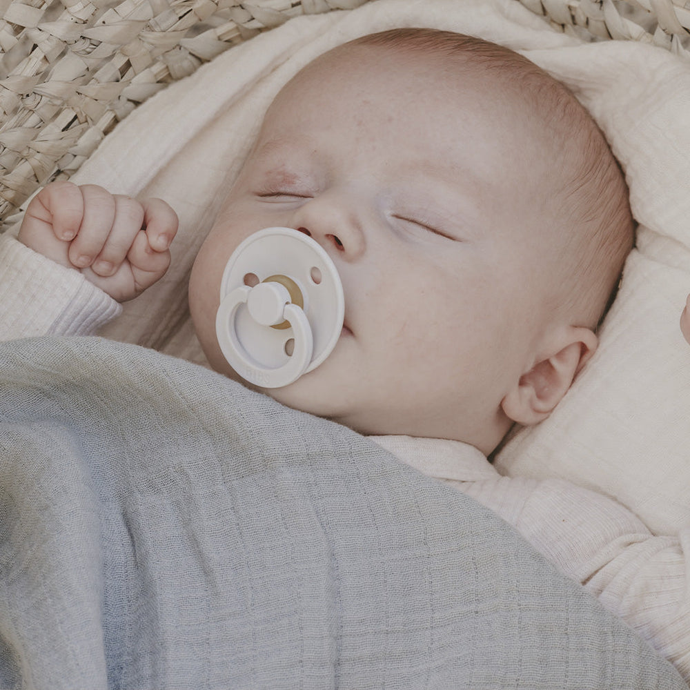 How to Create a Safe Sleep Space for Your Baby – Bibsworld store US